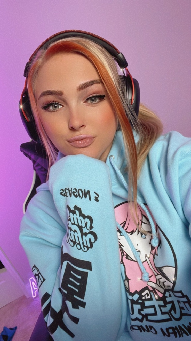 Picture of Michaela Lee