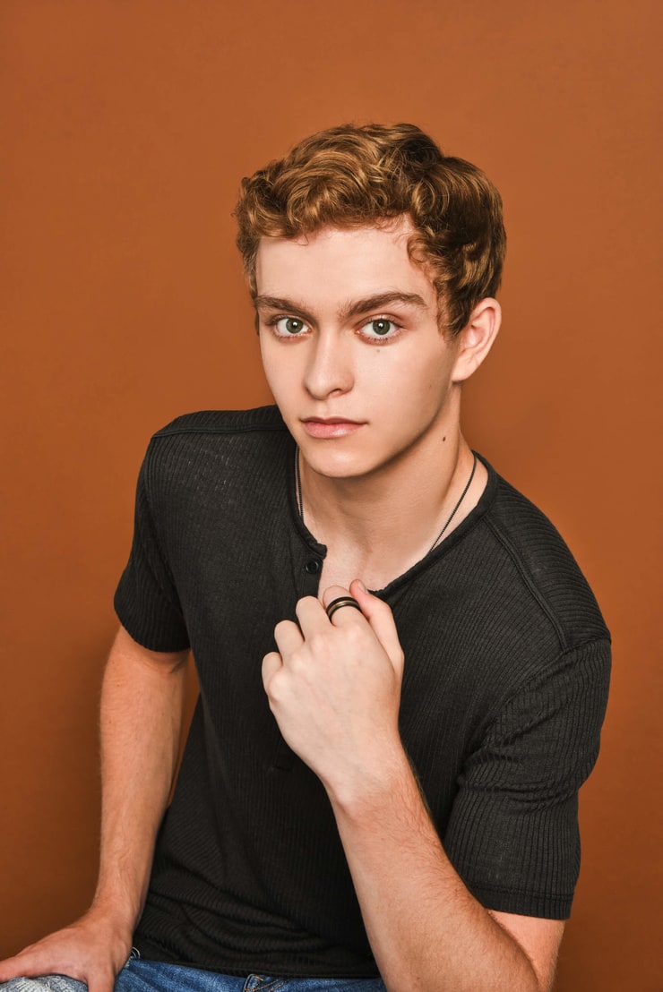 Picture of Gavin Lewis