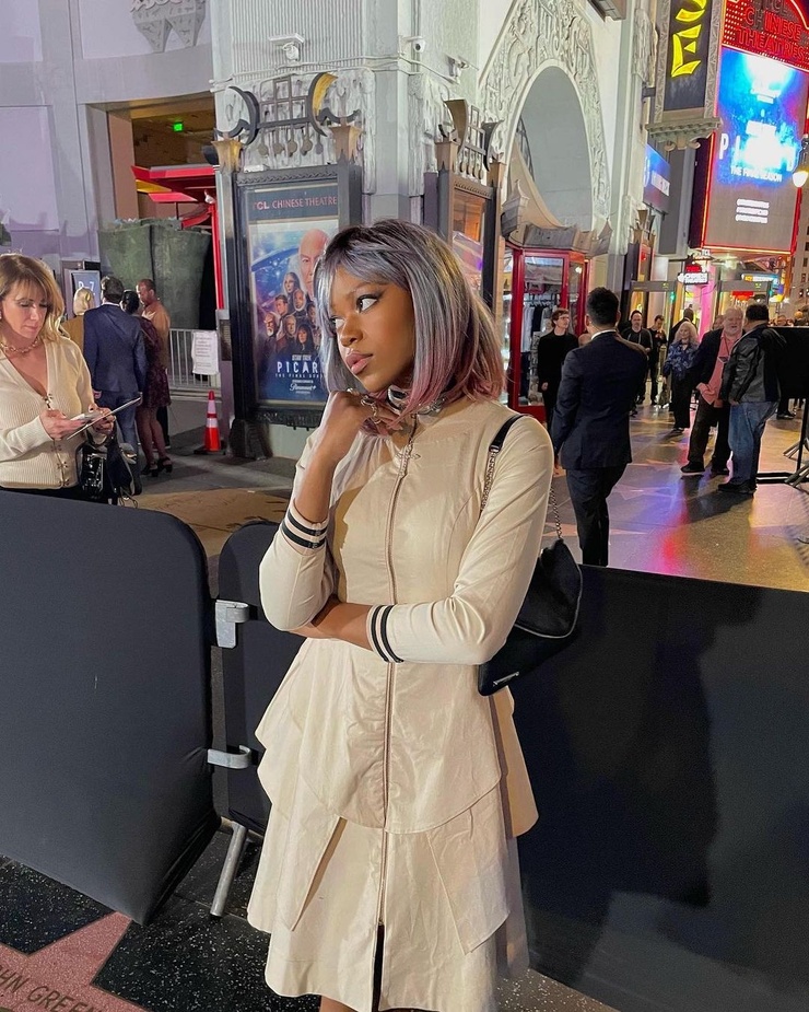 Picture of Riele Downs