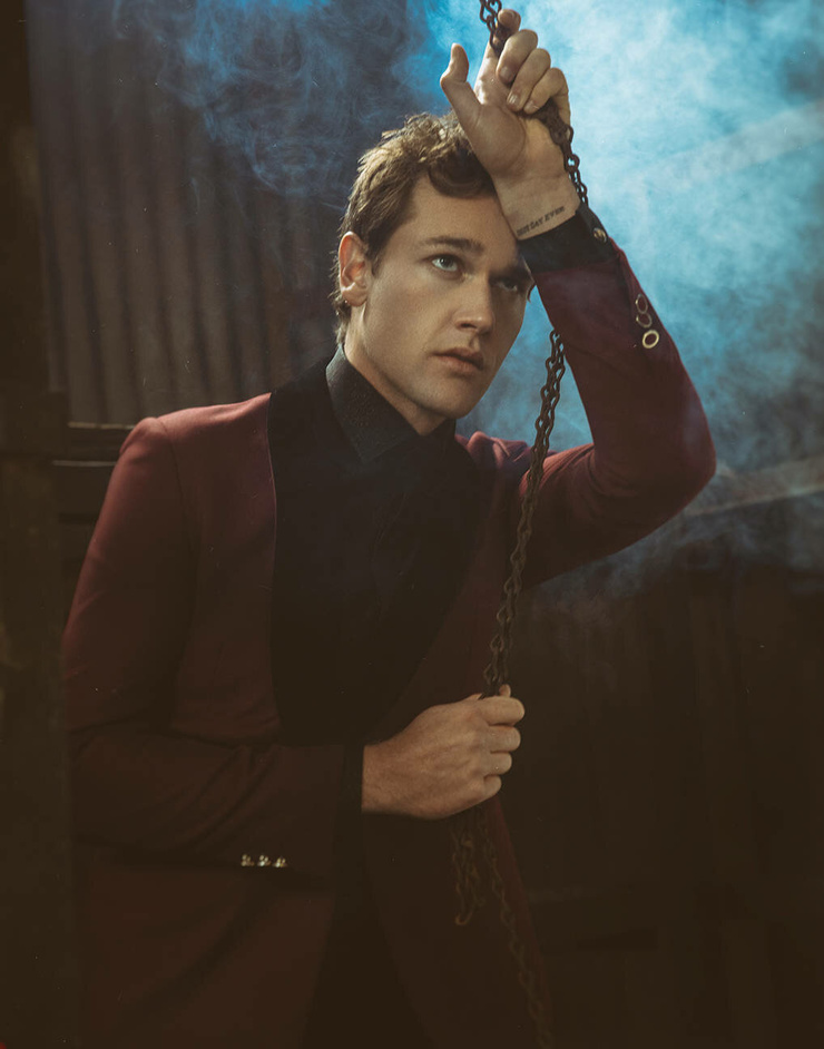 Picture of Taylor John Smith