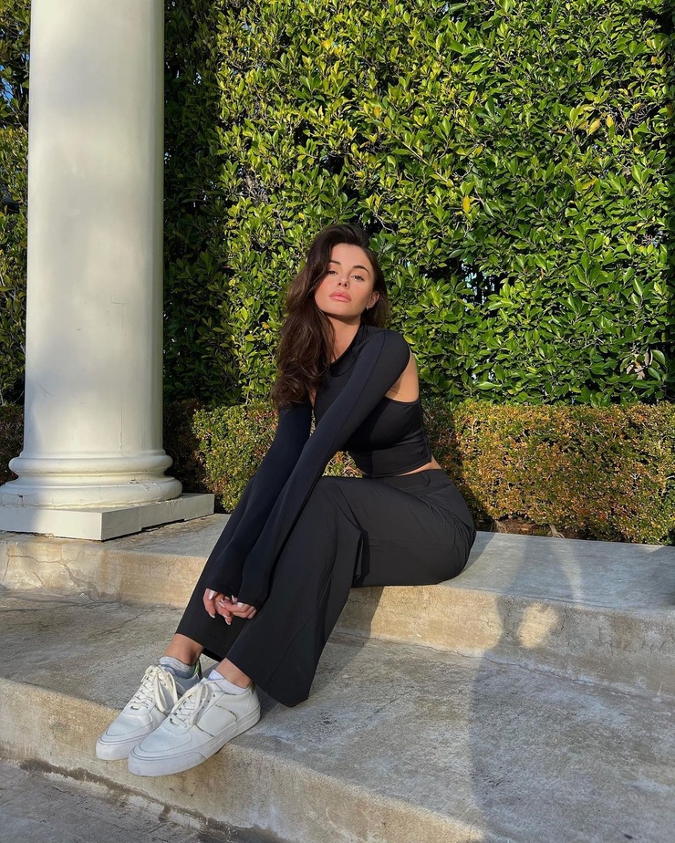 Daniella Beckerman image