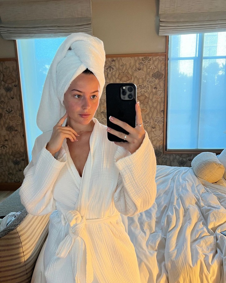 Image of Megan Vail