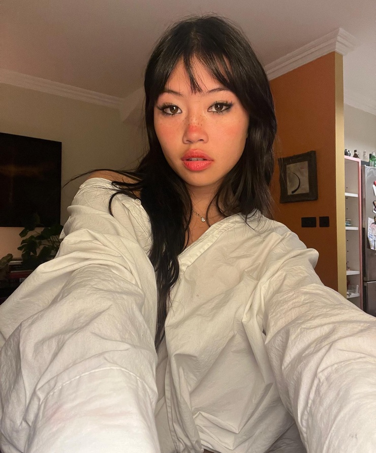 Picture of beabadoobee