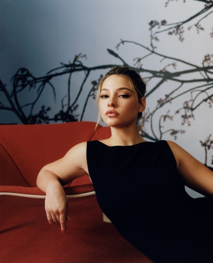 Picture of Madelyn Cline