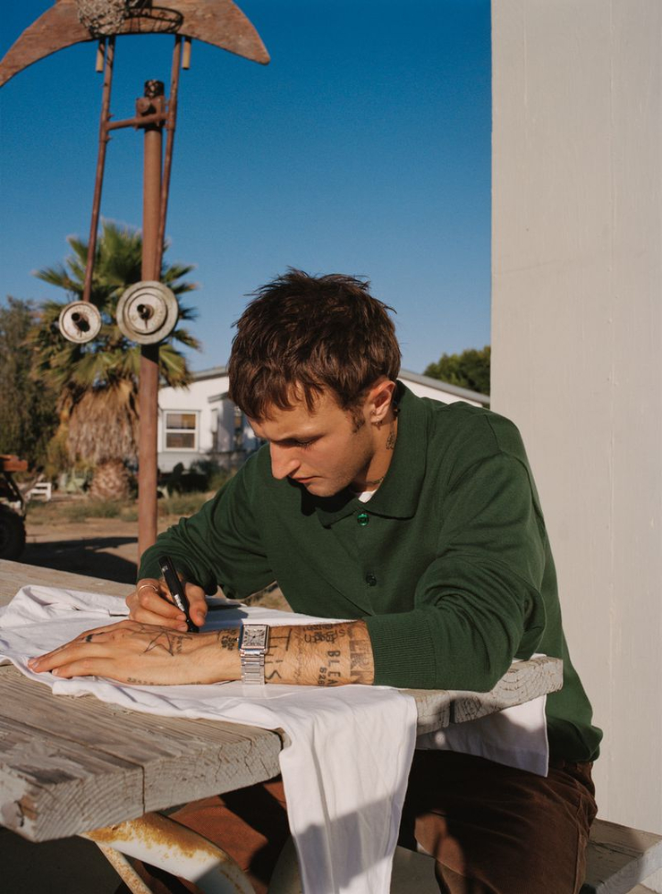 Picture of Anwar Hadid