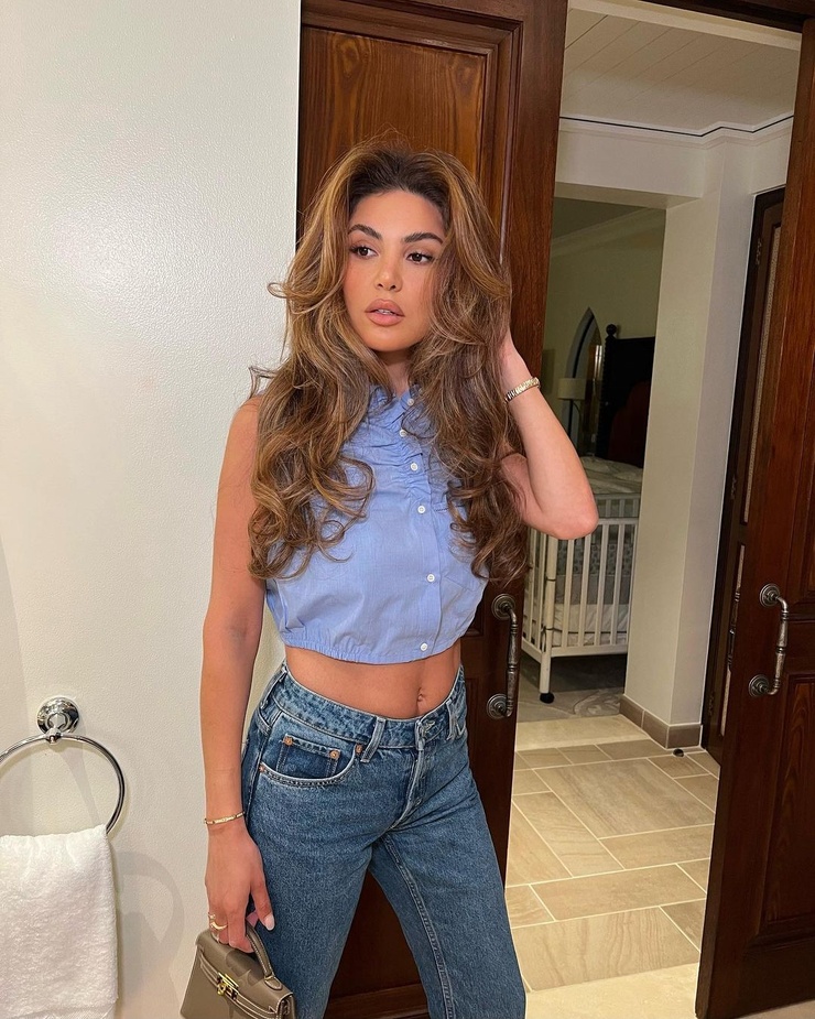 Negin Marsalehi picture