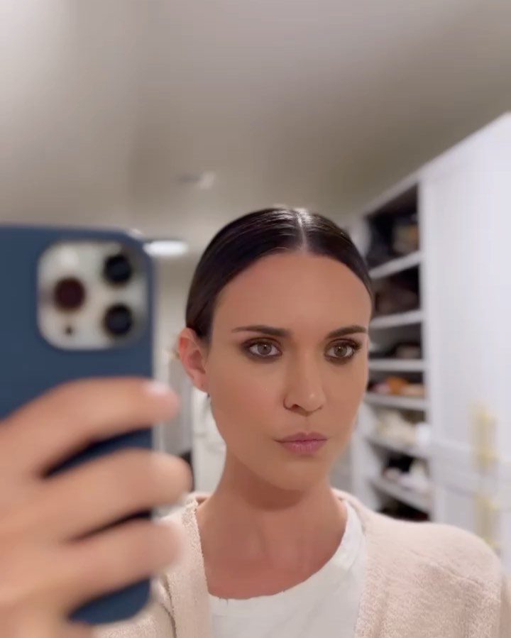 Picture of Odette Annable