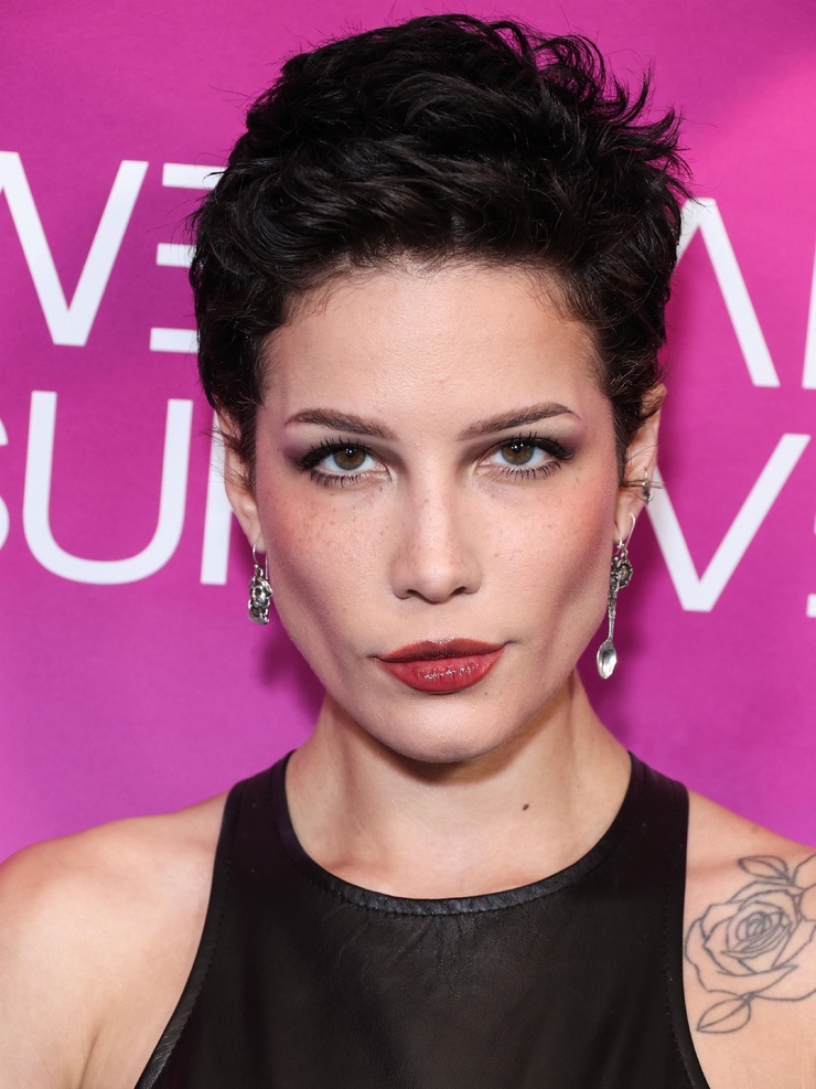 Picture of Halsey