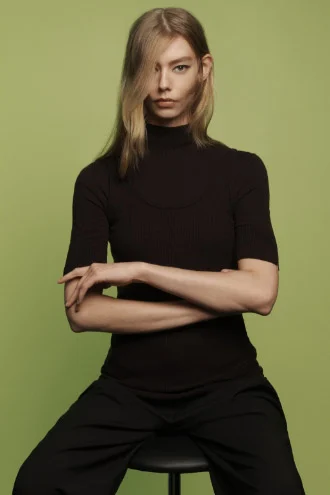 Ondria Hardin picture