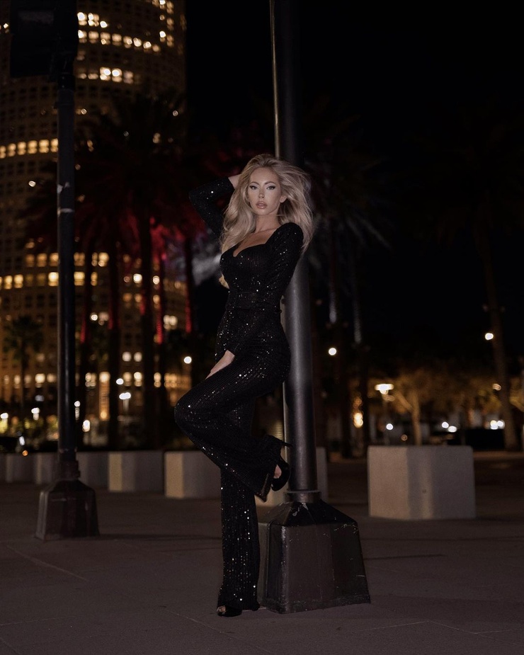 Image of Amanda Taylor (Model)