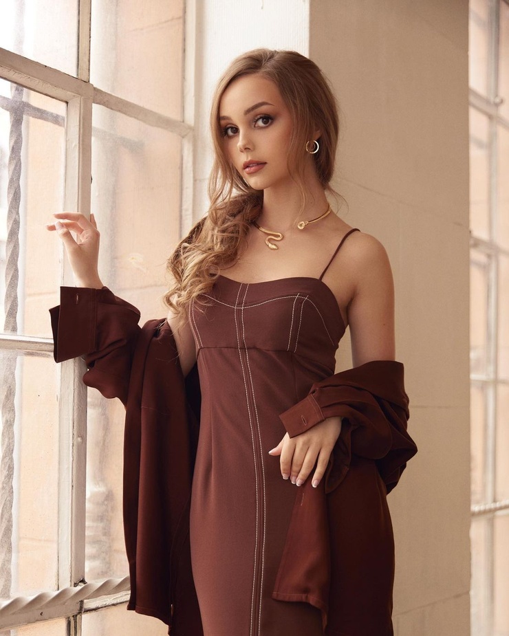 Picture of Savannah May