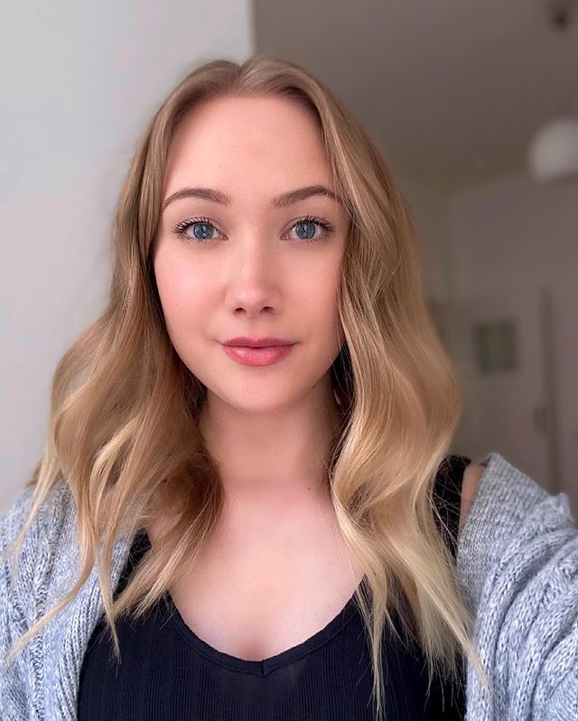 Picture of Abby Asmr