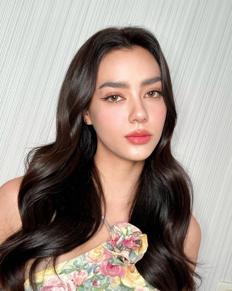 Picture of Amanda Obdam