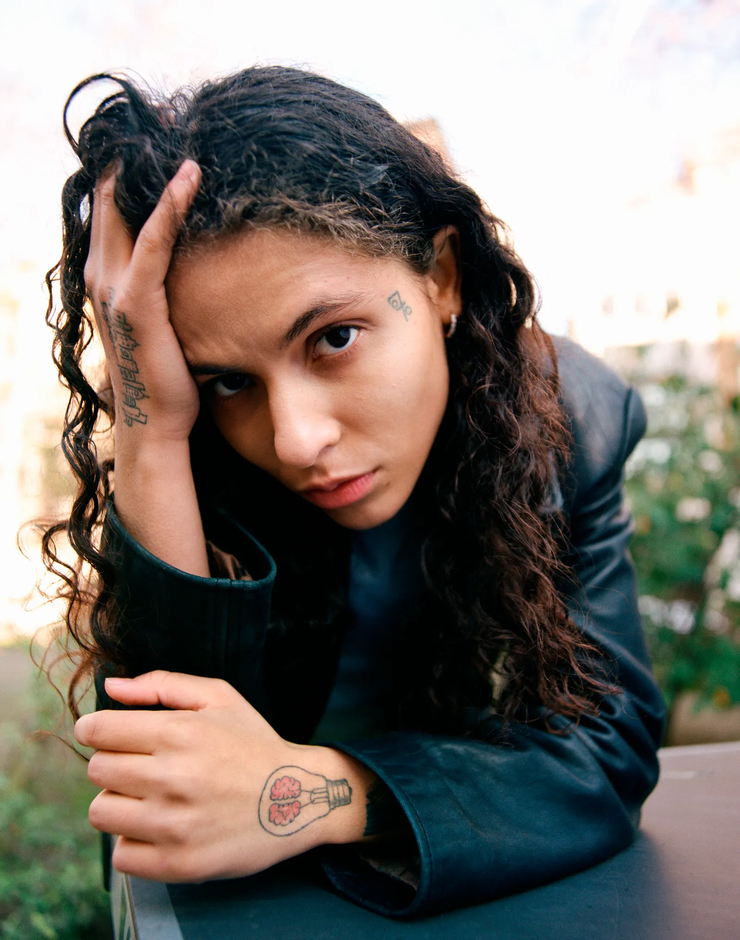 070 Shake image