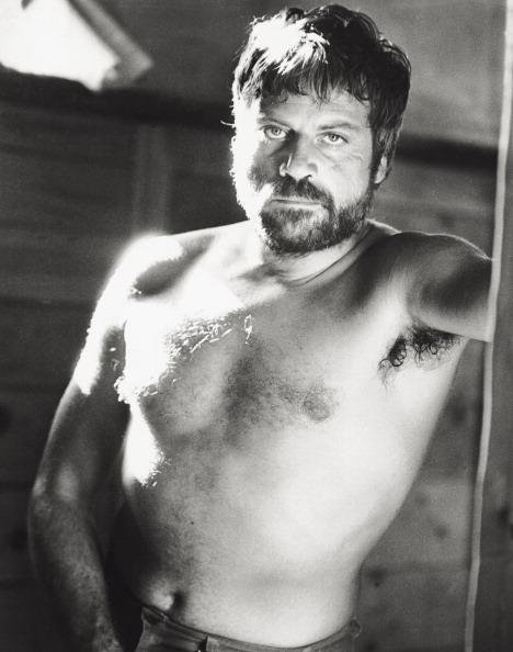 Oliver Reed picture