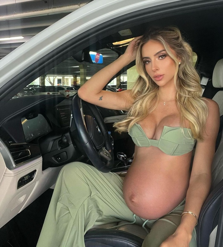 Picture of Bruna Lima