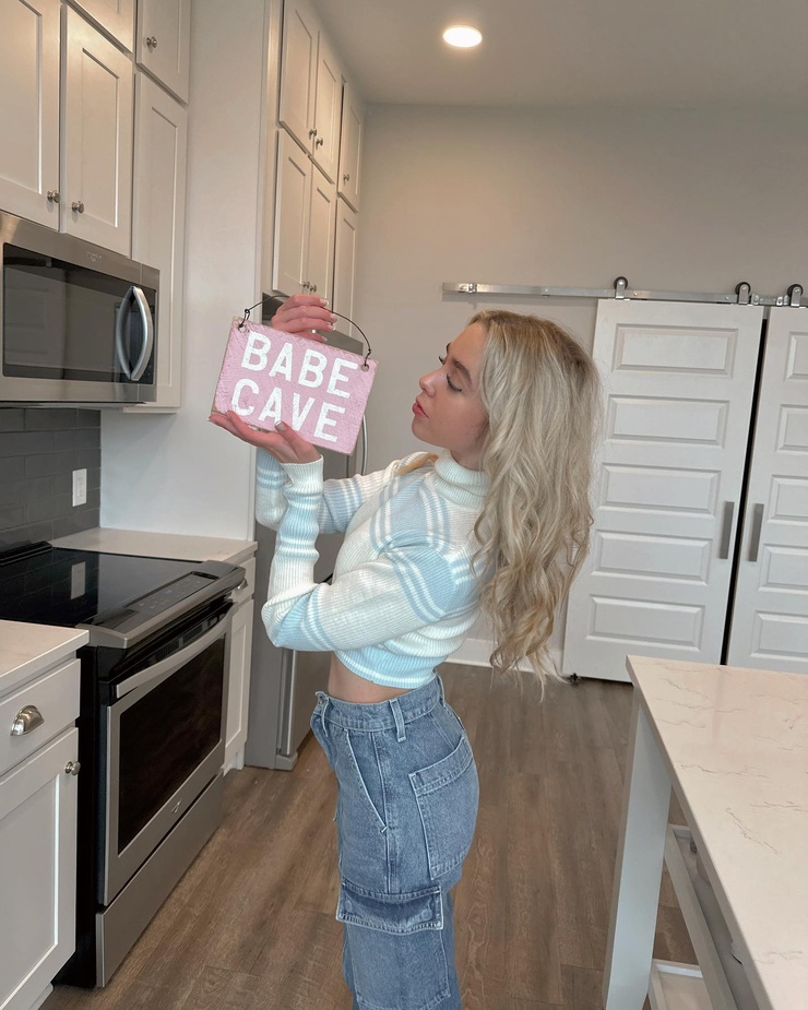 Image of Jenna Davis