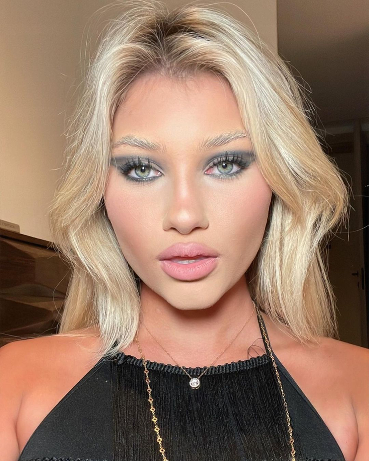 Image of Julia Corbridge