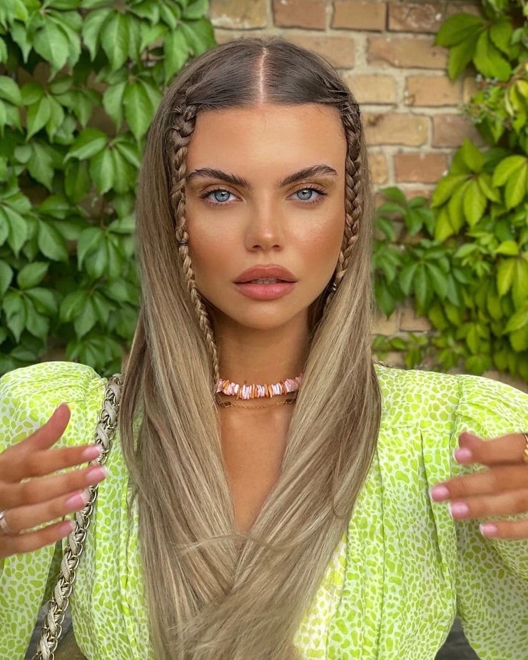 Picture of Aliona Gris