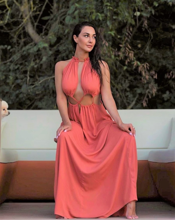 Picture of Sadaf Taherian