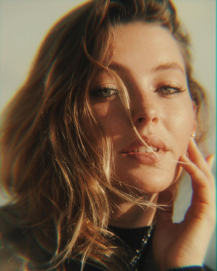 Picture of Bibi Van Der Mark