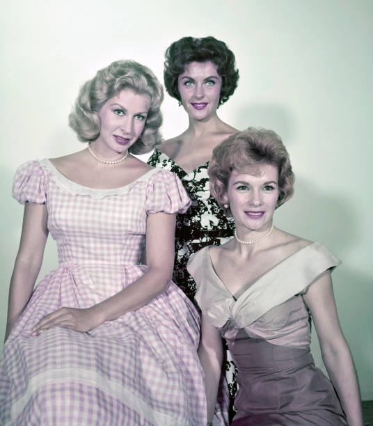 Carol Kelly, Marilyn Lovell, Marian Collier