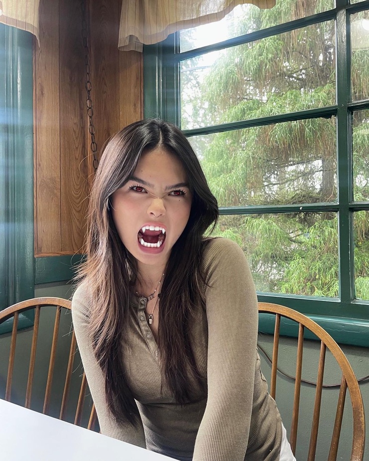 Picture of Lisa Yamada