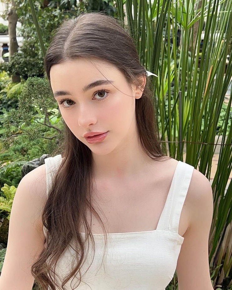 Picture of Dasha Taran (II)