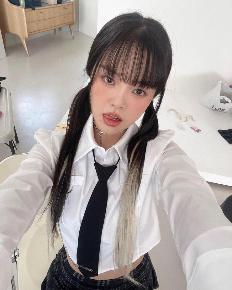 Picture of SHUUU
