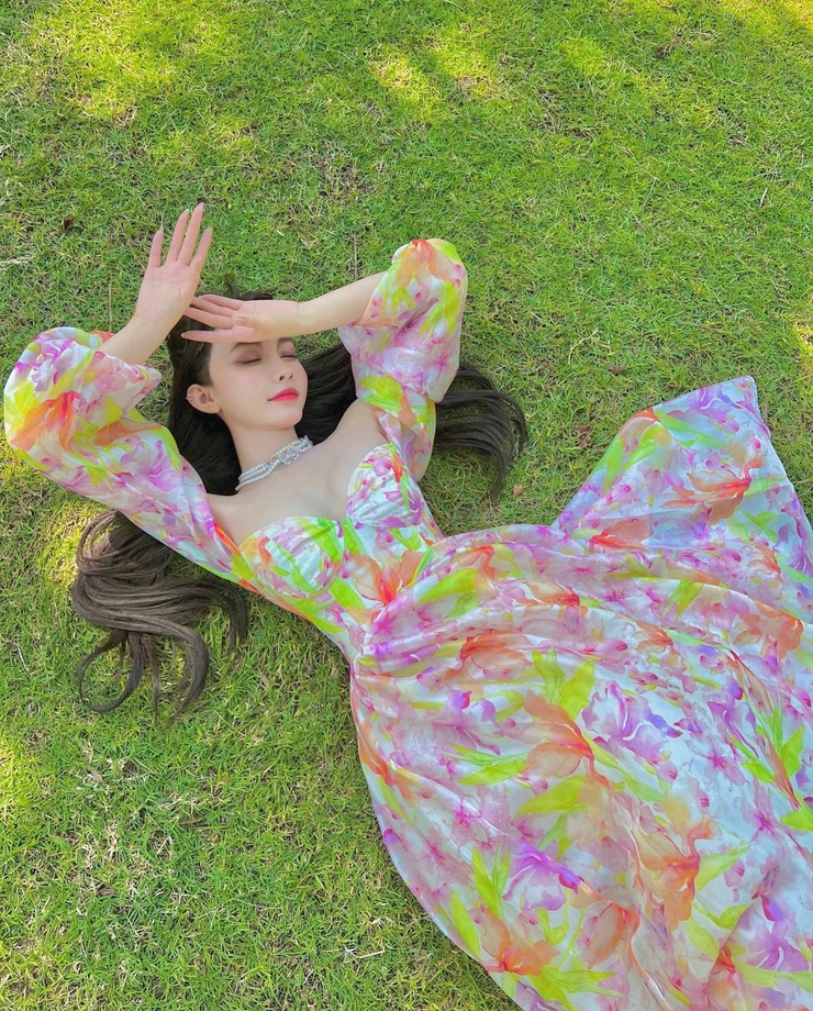 Lin Jia Zhou picture