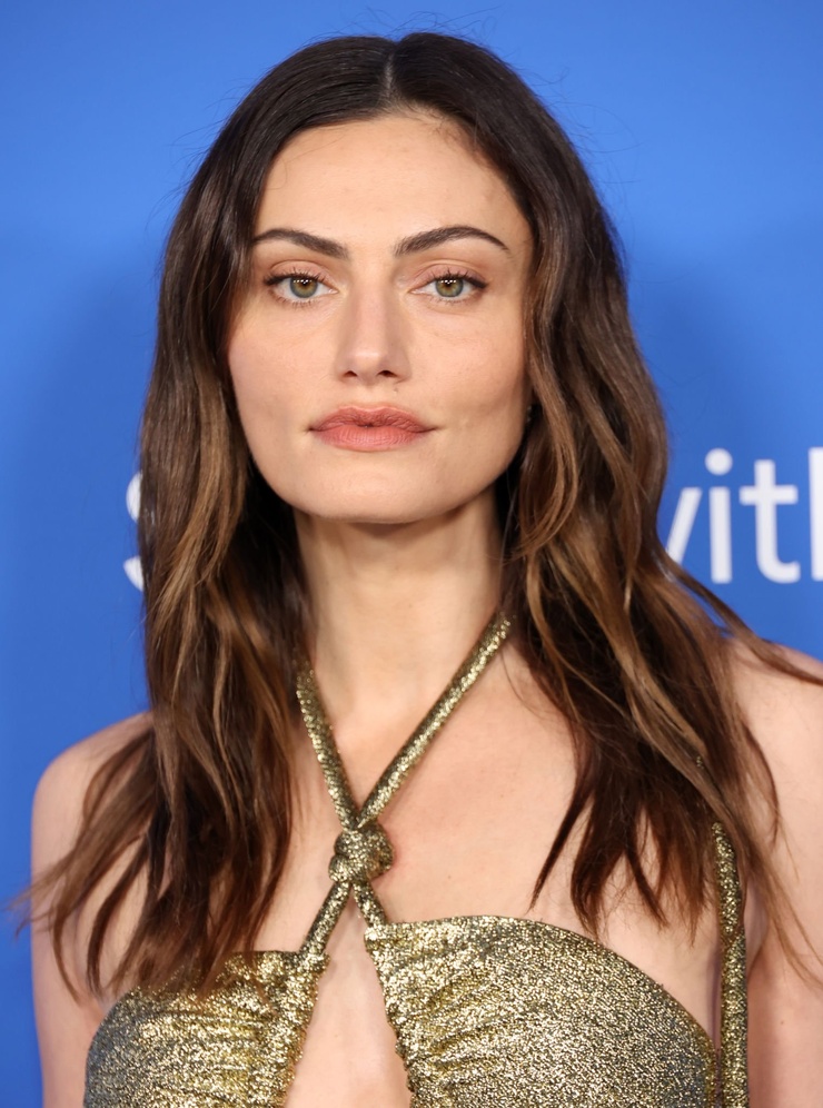 Picture of Phoebe Tonkin
