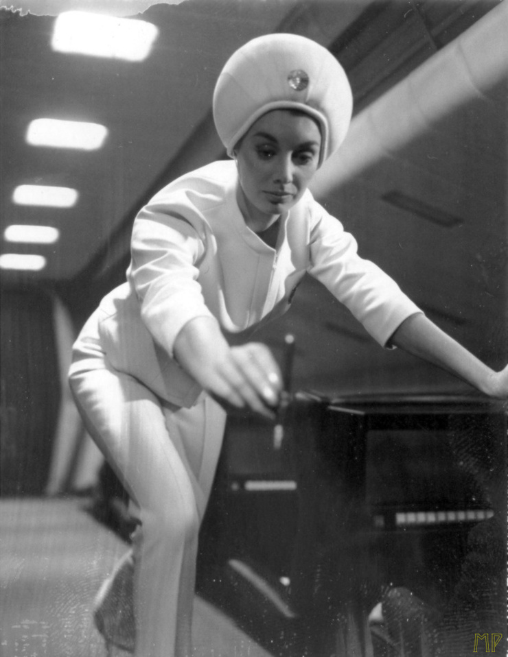 Heather Downham picture