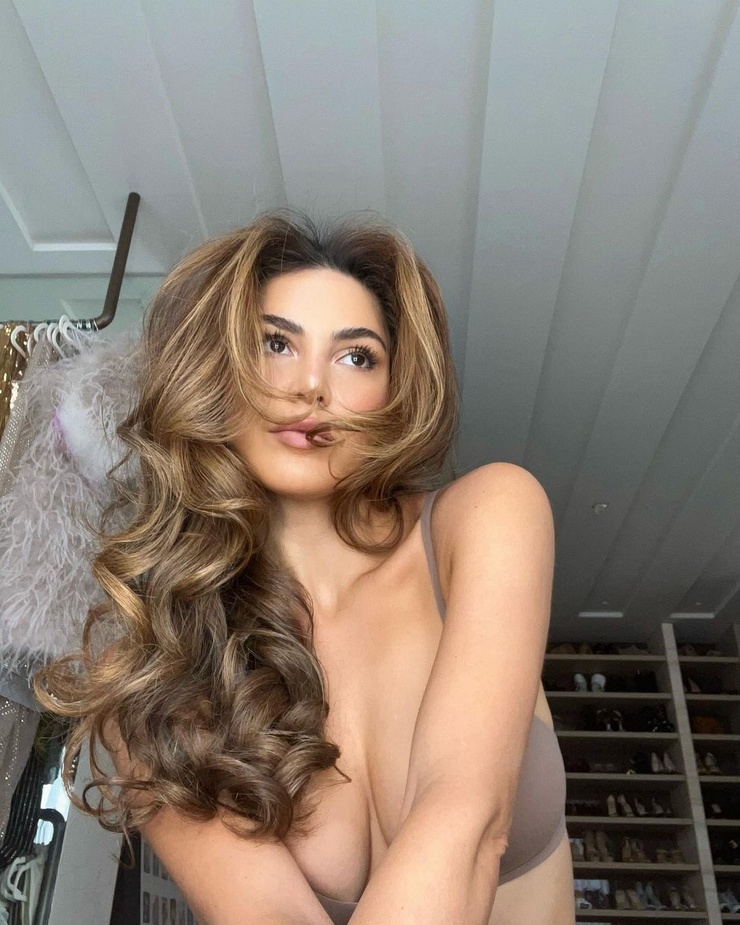 Picture of Negin Marsalehi