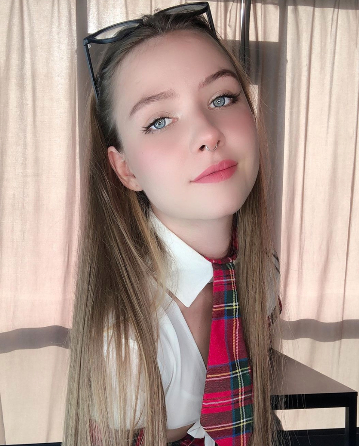 Picture of TeenTiny Angel