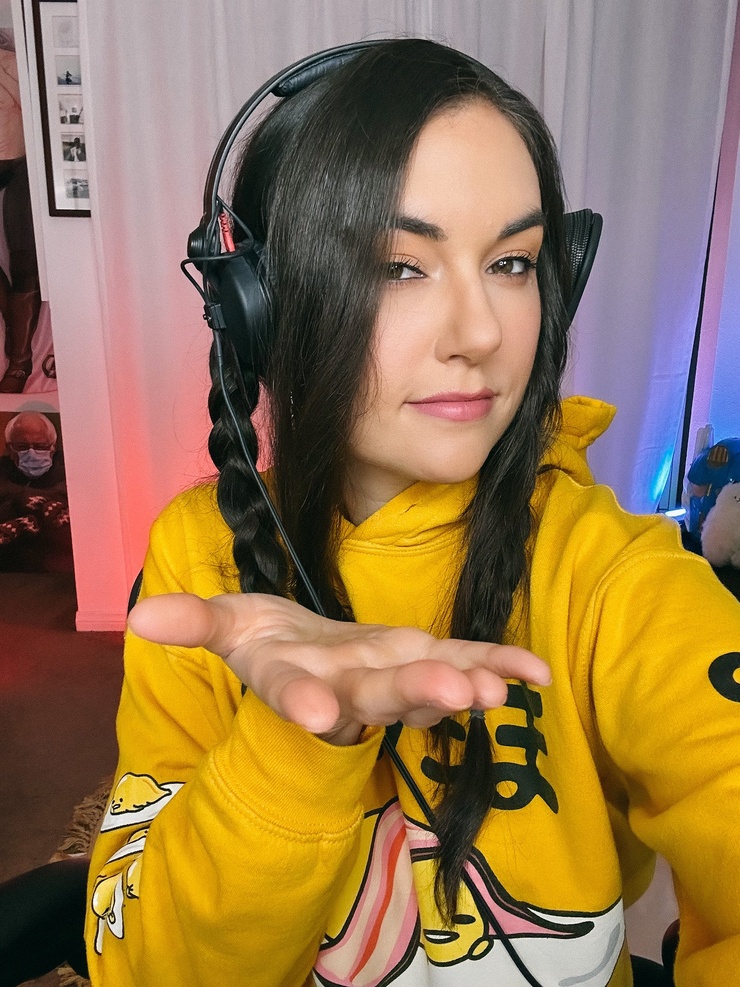 Listal - List the stuff you love! Movies, TV, music, games and books