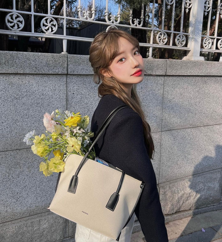 Picture of Jung Yoon