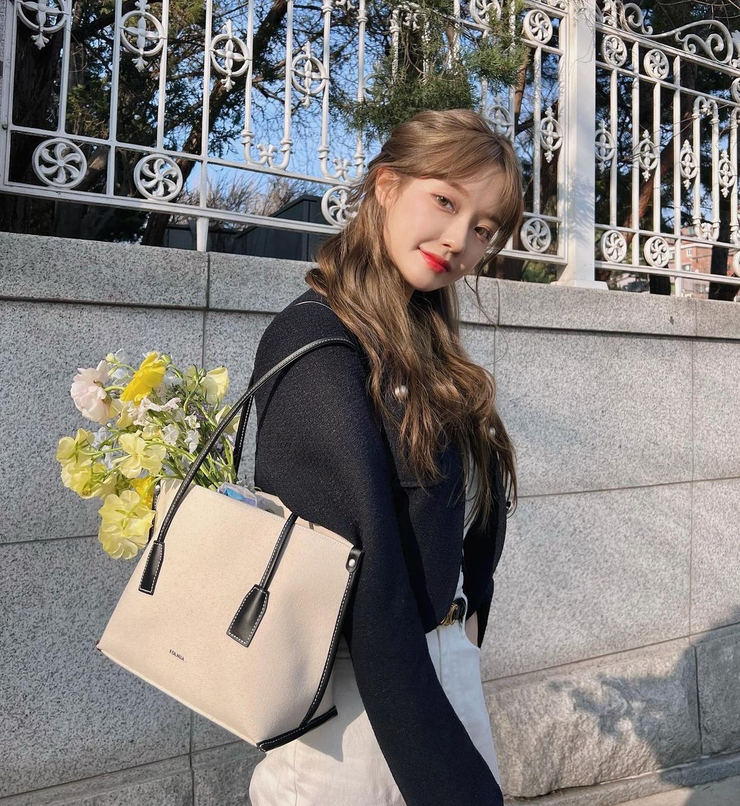 Picture of Jung Yoon