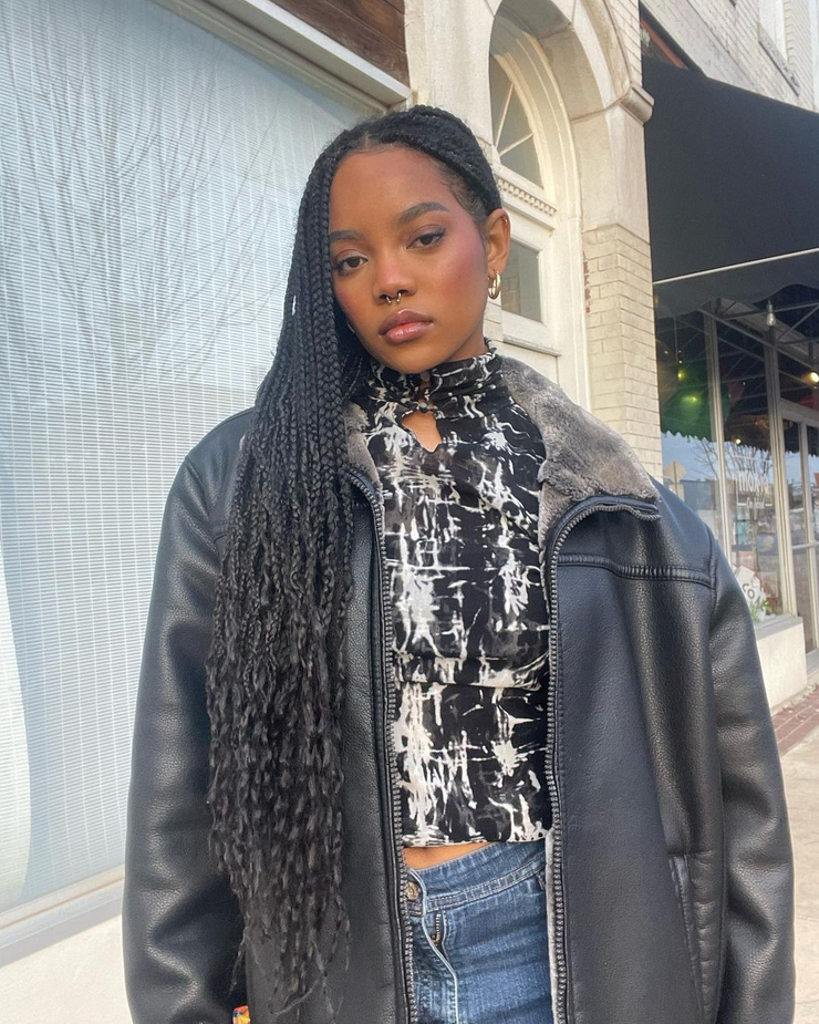 Picture of Gloria Castillo.