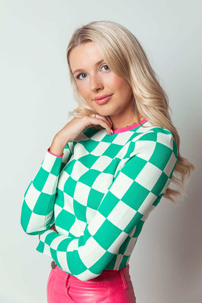 Picture of Arden Holt