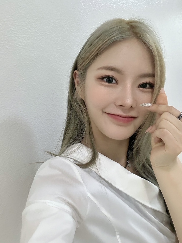 Picture of Ja-kyung Song