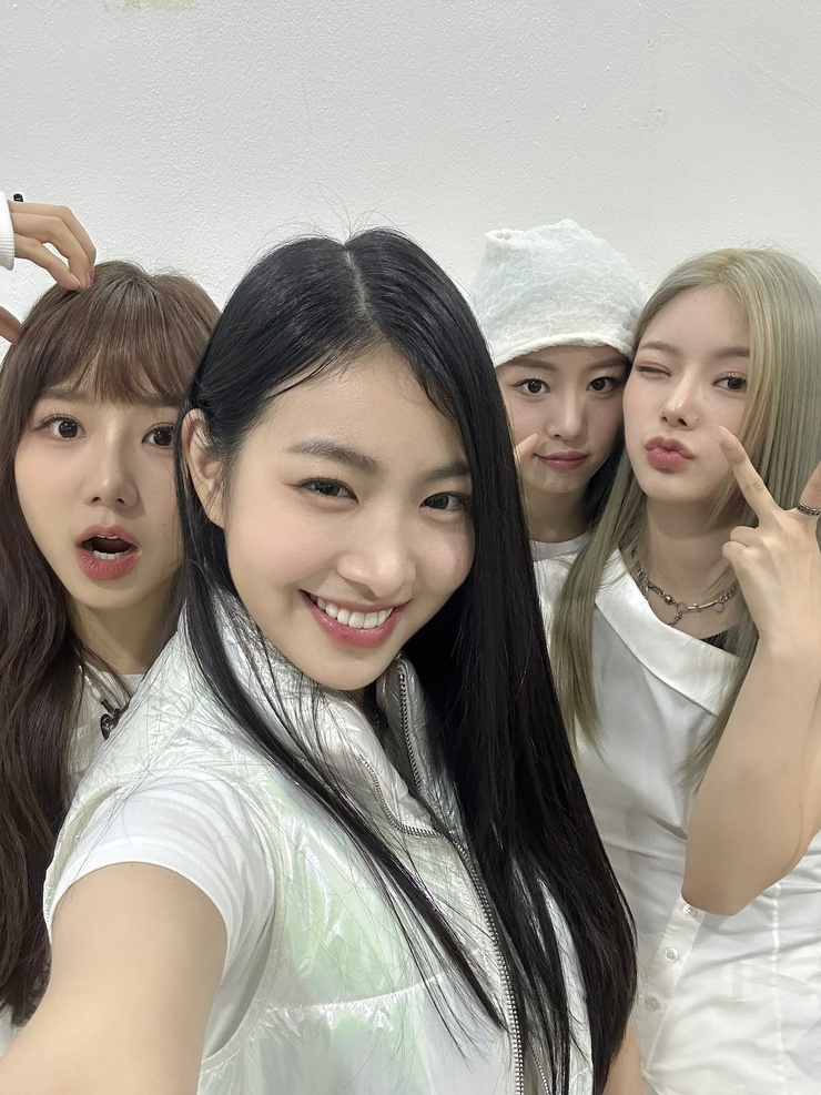 Picture of FIFTY FIFTY