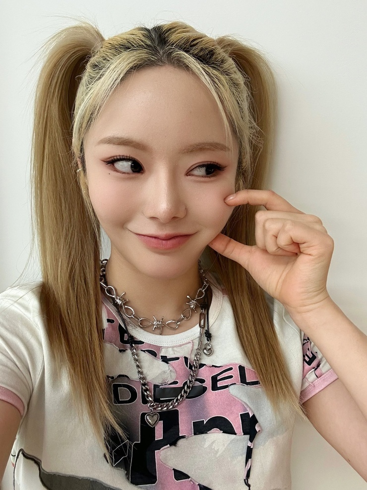 Ja-kyung Song image