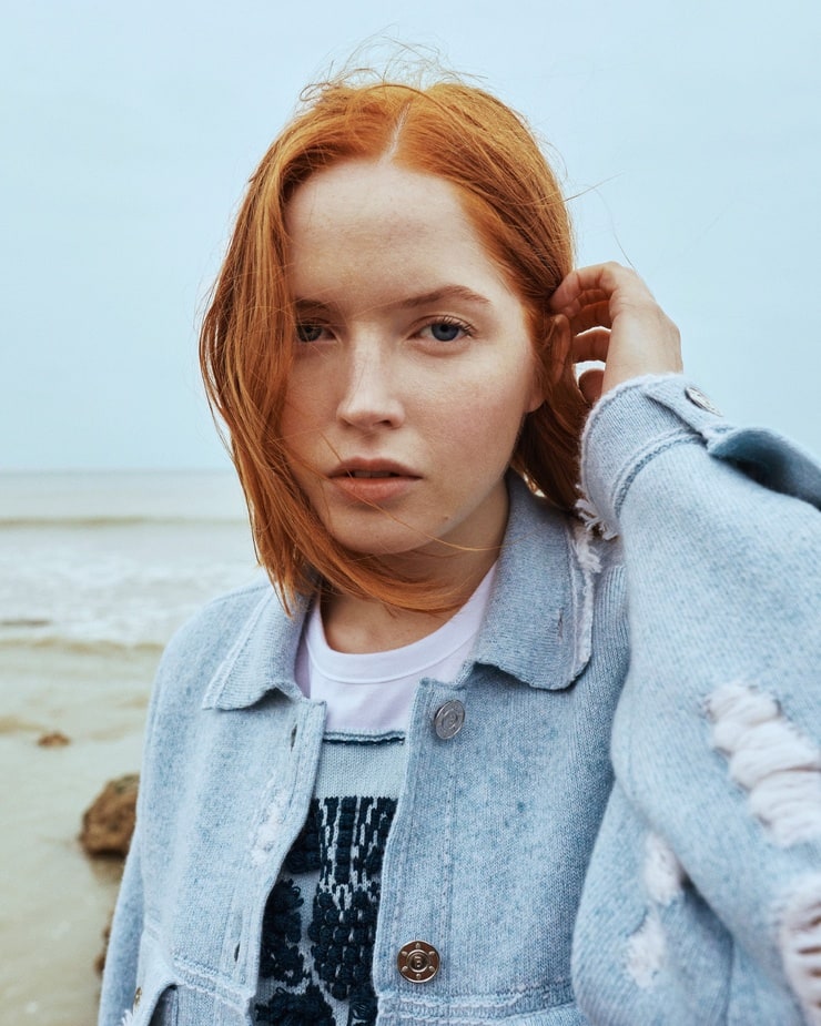 Ellie Bamber picture