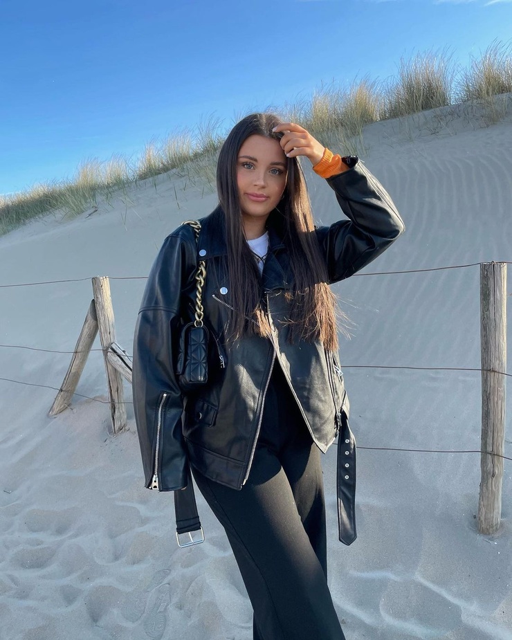 Picture of Gina Cristina