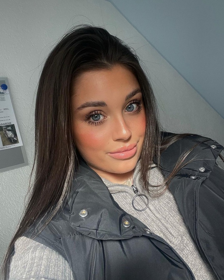 Picture of Gina Cristina