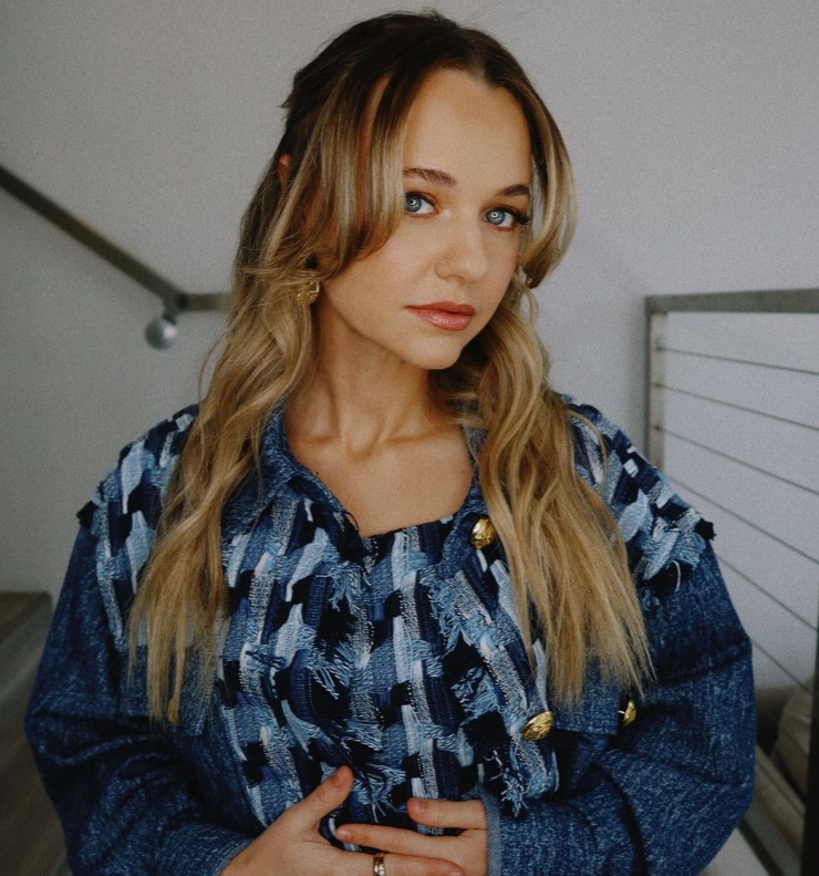 Madison Iseman image