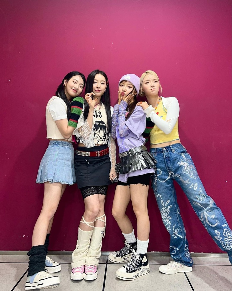 Picture of FIFTY FIFTY