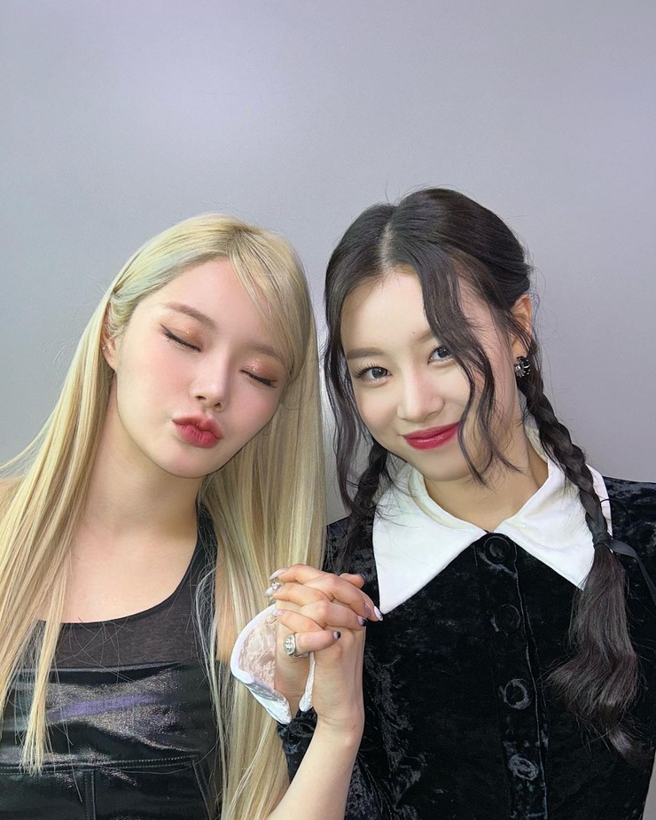 Picture of FIFTY FIFTY