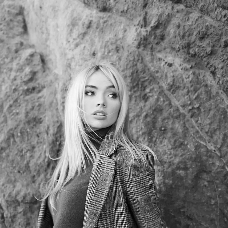 Picture of Natalie Alyn Lind