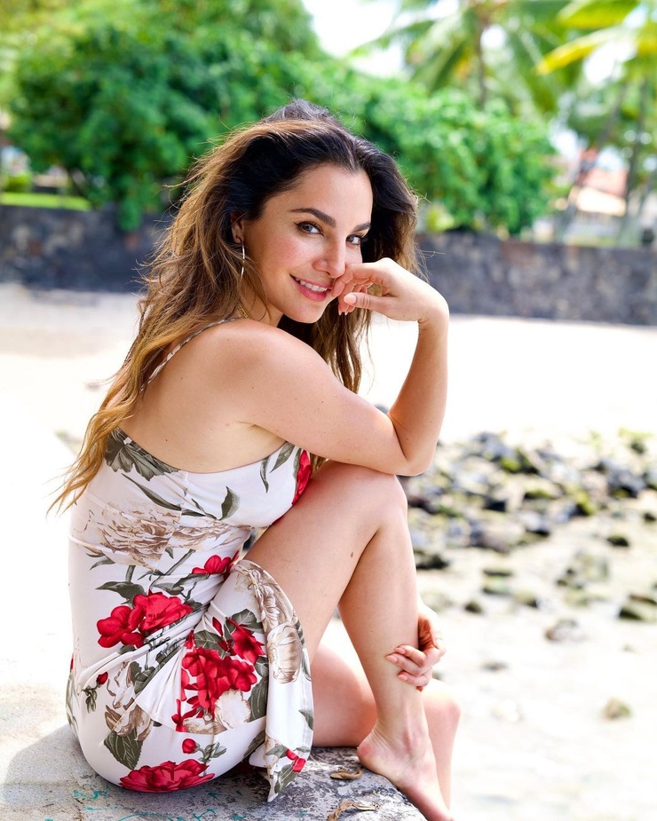 Picture of Martha Higareda